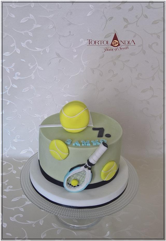 Tenis cake - Cake by Tortolandia - CakesDecor