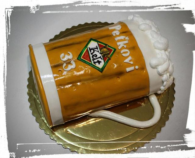 Beer2 Decorated Cake By Sugar Witch Terka Cakesdecor