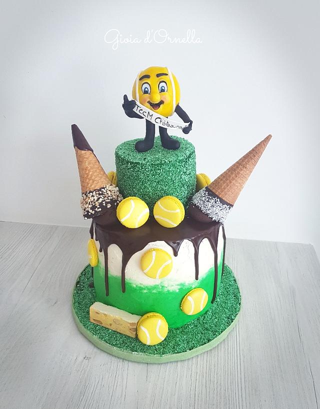 Cake tennis 🎾 - Decorated Cake by Ornella Marchal - CakesDecor