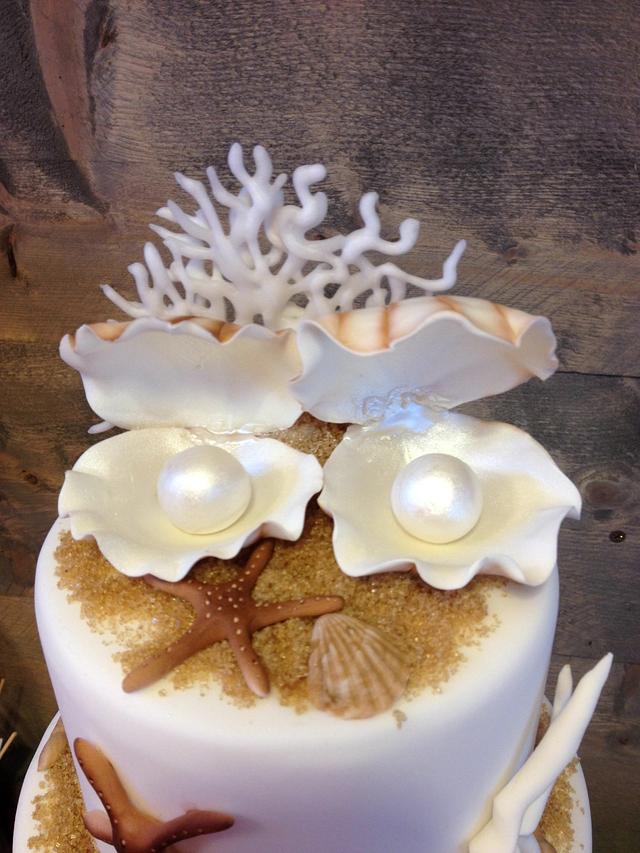 Beach Wedding Cake Cake By Fantaartsie Tamara Van Der Cakesdecor