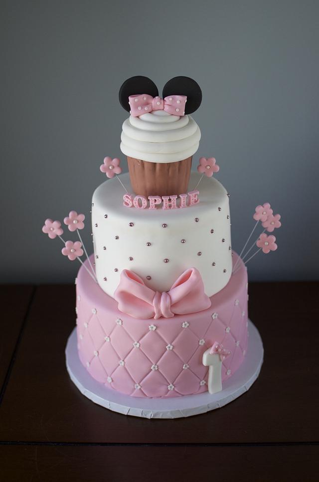 Sophies First Birthday Decorated Cake By Hello Sugar Cakesdecor
