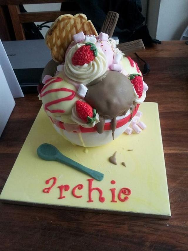 Ice Cream Sundae Decorated Cake By Hannaforgoodnesscake Cakesdecor