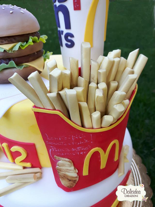 Torta Big Mac Mc Donald's - Big Mac Mc Donald's cake - - CakesDecor Torta Big Mac Mc Donald's - Big Mac Mc Donald's cake - - CakesDecor