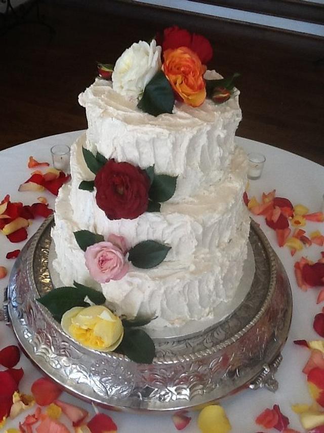 Rustic buttercream - Decorated Cake by John Flannery - CakesDecor